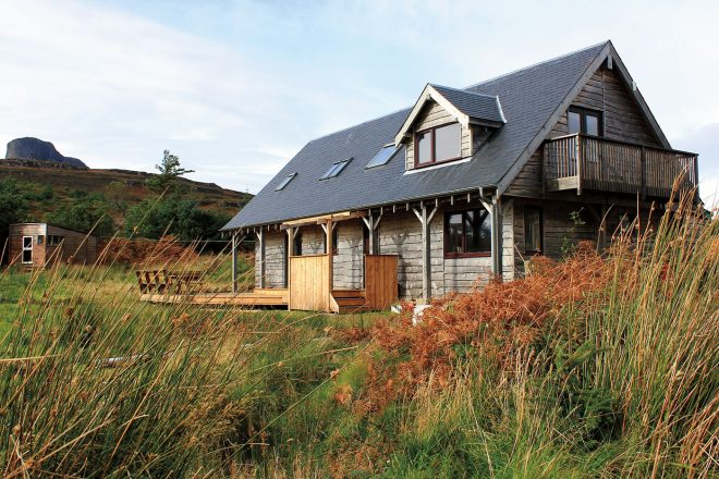 Damien Helliwell's Timber Frame/Straw Bale Home on a Scottish Isle ...